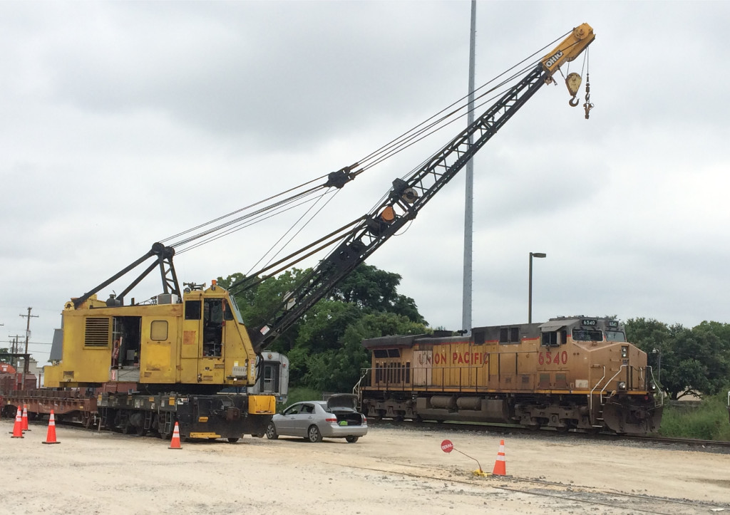 CNW 2qús71 14Jun2016 In the yard with UP 6540